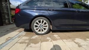 Blue BMW 530 2013 in Ogre, with an engine capacity of 3.00 L and mileage of 374 thousand km for 8125 €, photo 17 on AUTOMOTO.COM.LV