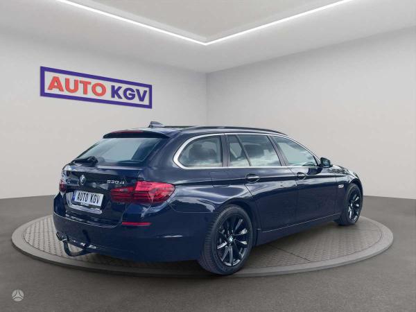Blue BMW 530 2013 in Vilnius, with an engine capacity of 0.00 L and mileage of 302 thousand km for 12999 €, photo 5 on AUTOMOTO.COM.LV