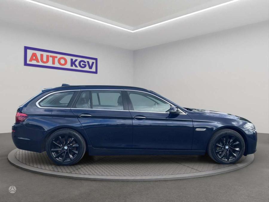 Синий БМВ 530 2013 в Вильнюс, объемом двигателя 0.00 л и пробегом 302 тыс. км за 12999 €, фото 7 на AUTOMOTO.COM.LV