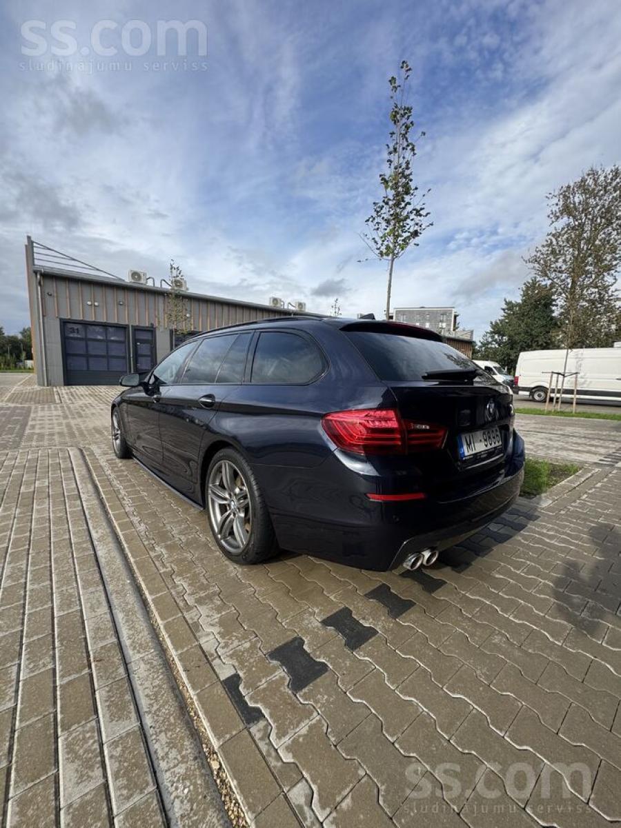 Blue BMW 530 2013 in Riga, with an engine capacity of 3.00 L and mileage of 343 thousand km for 14950 €, photo 5 on AUTOMOTO.COM.LV