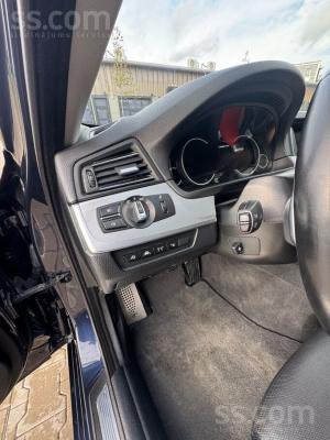 Blue BMW 530 2013 in Riga, with an engine capacity of 3.00 L and mileage of 343 thousand km for 14950 €, photo 6 on AUTOMOTO.COM.LV