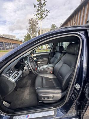 Blue BMW 530 2013 in Riga, with an engine capacity of 3.00 L and mileage of 343 thousand km for 14950 €, photo 7 on AUTOMOTO.COM.LV