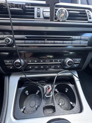 Blue BMW 530 2013 in Riga, with an engine capacity of 3.00 L and mileage of 343 thousand km for 14950 €, photo 10 on AUTOMOTO.COM.LV
