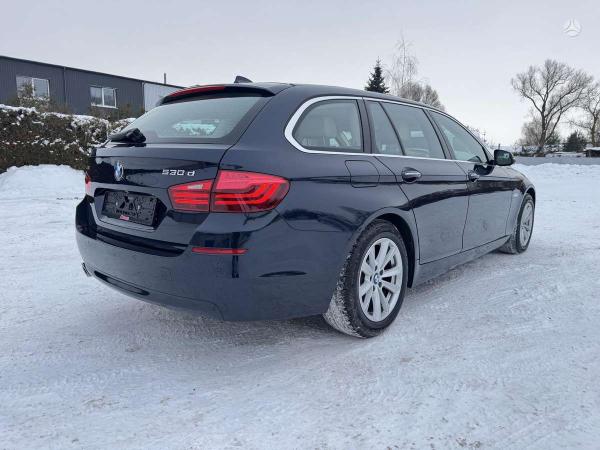 Blue BMW 530 2014 in Panevezys, with an engine capacity of 2.99 L and mileage of 149 thousand km for 11400 €, photo 4 on AUTOMOTO.COM.LV