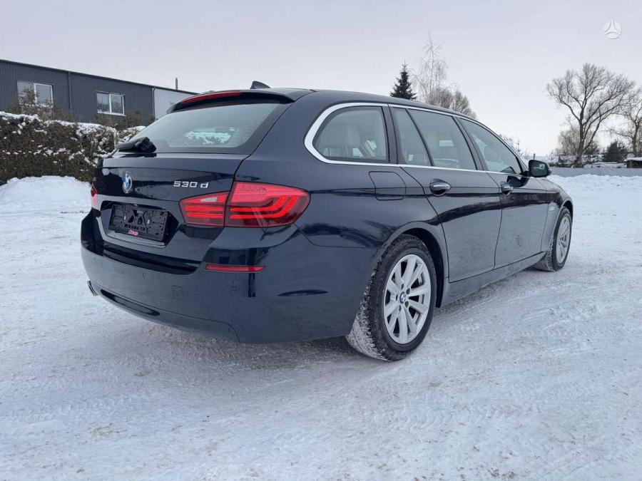 Zils BMW 530 2014 Panevēža, ar dzinēja tilpumu 2.99 L un nobraukumu 149 tūkst. km par 11400 €, foto 4 vietnē AUTOMOTO.COM.LV