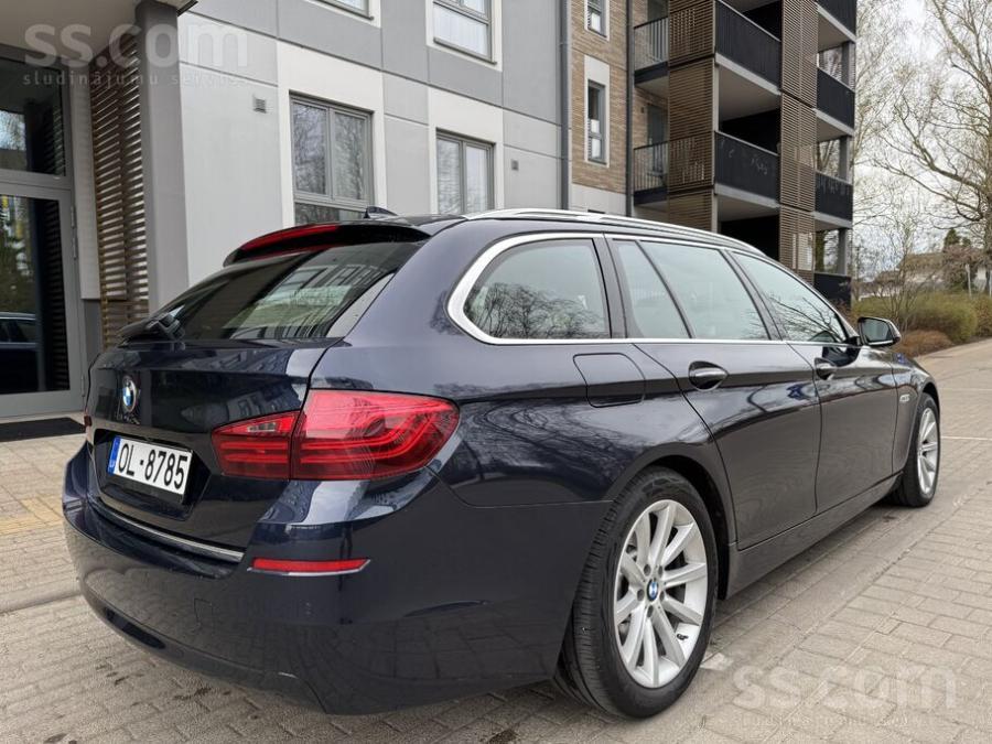 Blue BMW 530 2014 in Riga, with an engine capacity of 3.00 L and mileage of 243 thousand km for 12500 €, photo 7 on AUTOMOTO.COM.LV