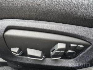 Blue BMW 530 2014 in Riga, with an engine capacity of 3.00 L and mileage of 243 thousand km for 12500 €, photo 11 on AUTOMOTO.COM.LV
