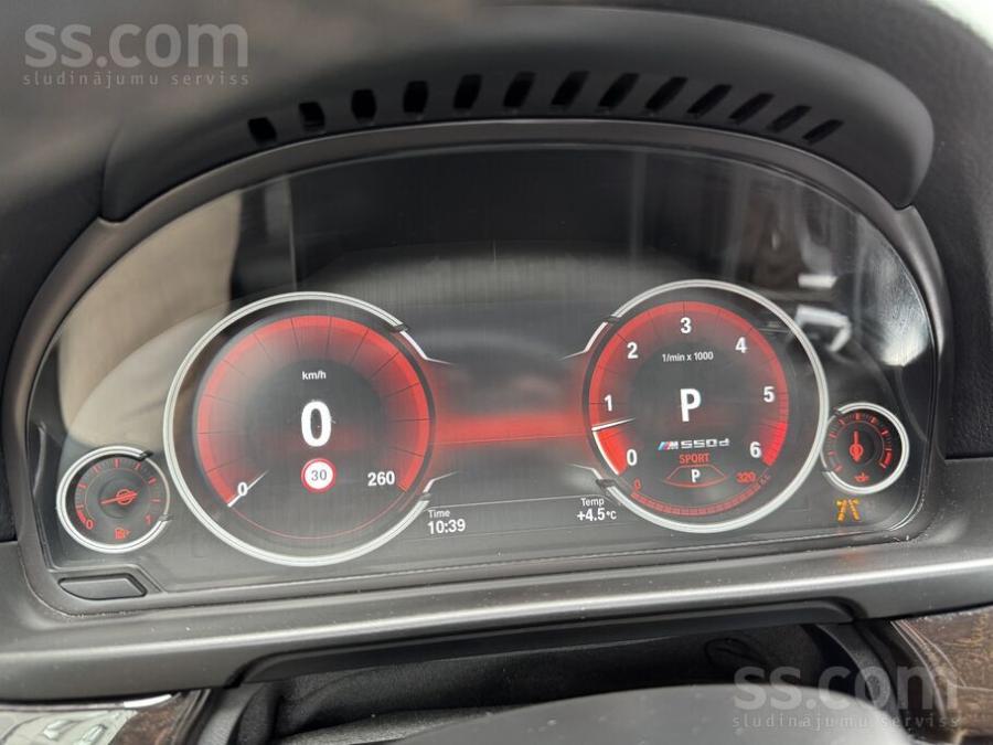 Blue BMW 530 2014 in Riga, with an engine capacity of 3.00 L and mileage of 243 thousand km for 12500 €, photo 26 on AUTOMOTO.COM.LV
