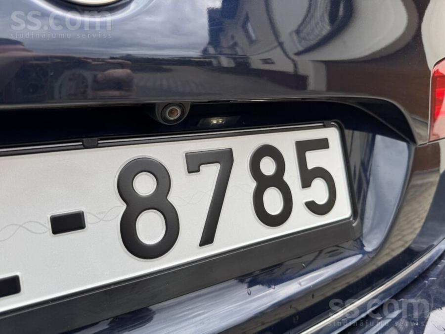 Blue BMW 530 2014 in Riga, with an engine capacity of 3.00 L and mileage of 243 thousand km for 12500 €, photo 28 on AUTOMOTO.COM.LV