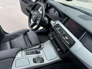 Синий БМВ 530 2014 в Вильнюс, объемом двигателя 2.99 л и пробегом 201 тыс. км за 9999 €, фото 40 на AUTOMOTO.COM.LV