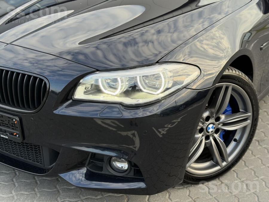 Blue BMW 530 2014 in Riga, with an engine capacity of 3.00 L and mileage of 331 thousand km for 13500 €, photo 6 on AUTOMOTO.COM.LV