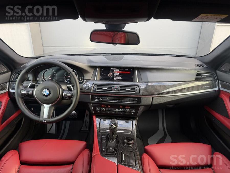 Blue BMW 530 2014 in Riga, with an engine capacity of 3.00 L and mileage of 331 thousand km for 13500 €, photo 15 on AUTOMOTO.COM.LV