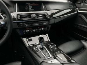 Синий БМВ 530 2014 в Каунас, объемом двигателя 2.99 л и пробегом 326 тыс. км за 12999 €, фото 22 на AUTOMOTO.COM.LV