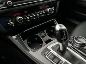 Синий БМВ 530 2014 в Каунас, объемом двигателя 2.99 л и пробегом 326 тыс. км за 12999 €, фото 24 на AUTOMOTO.COM.LV