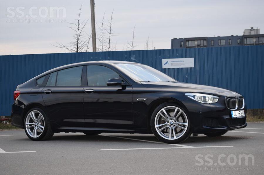 Blue BMW 530 2015 in Riga, with an engine capacity of 3.00 L and mileage of 190 thousand km for 15999 €, photo 1 on AUTOMOTO.COM.LV