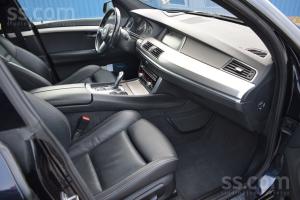Blue BMW 530 2015 in Riga, with an engine capacity of 3.00 L and mileage of 190 thousand km for 15999 €, photo 11 on AUTOMOTO.COM.LV