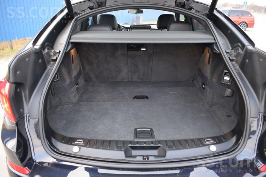 Blue BMW 530 2015 in Riga, with an engine capacity of 3.00 L and mileage of 190 thousand km for 15999 €, photo 12 on AUTOMOTO.COM.LV