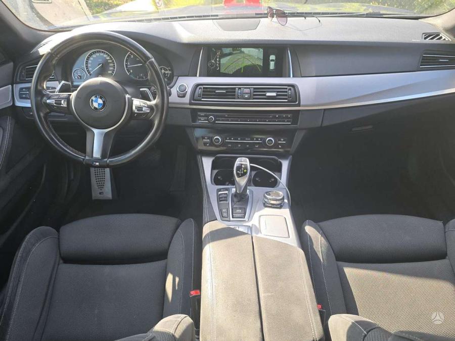 Синий БМВ 530 2015 в Вильнюс, объемом двигателя 2.99 л и пробегом 320 тыс. км за 11750 €, фото 9 на AUTOMOTO.COM.LV