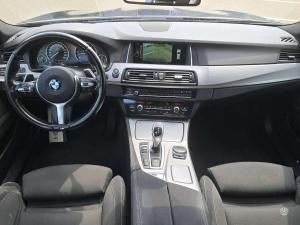 Blue BMW 530 2015 in Vilnius, with an engine capacity of 2.99 L and mileage of 300 thousand km for 10800 €, photo 12 on AUTOMOTO.COM.LV