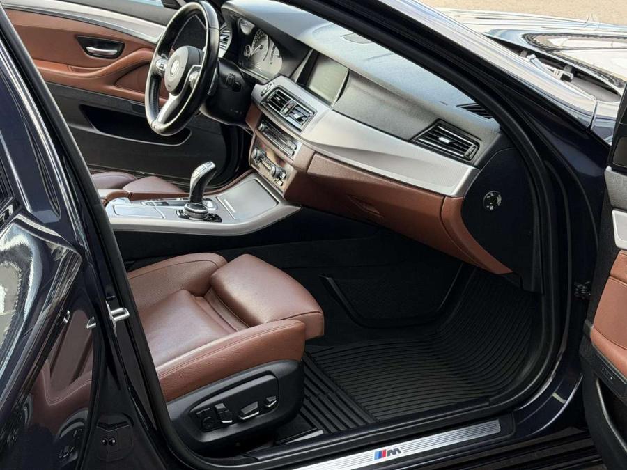 Zils BMW 530 2015 Jonava, ar dzinēja tilpumu 2.99 L un nobraukumu 284 tūkst. km par 11650 €, foto 18 vietnē AUTOMOTO.COM.LV
