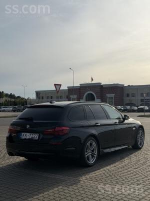 Blue BMW 530 2016 in Riga, with an engine capacity of 3.00 L and mileage of 214 thousand km for 15500 €, photo 5 on AUTOMOTO.COM.LV