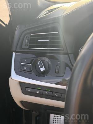 Blue BMW 530 2016 in Riga, with an engine capacity of 3.00 L and mileage of 214 thousand km for 15500 €, photo 10 on AUTOMOTO.COM.LV