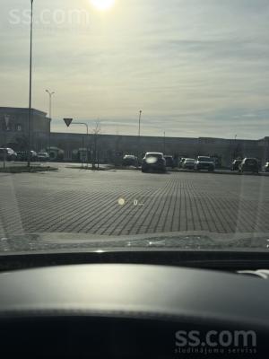 Blue BMW 530 2016 in Riga, with an engine capacity of 3.00 L and mileage of 214 thousand km for 15500 €, photo 12 on AUTOMOTO.COM.LV