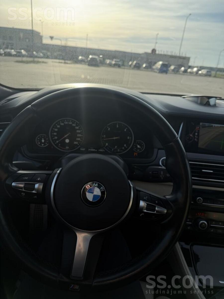 Blue BMW 530 2016 in Riga, with an engine capacity of 3.00 L and mileage of 214 thousand km for 15500 €, photo 20 on AUTOMOTO.COM.LV