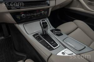 Синий БМВ 530 2016 в Елгава, объемом двигателя 3.00 л и пробегом 212 тыс. км за 15499 €, фото 15 на AUTOMOTO.COM.LV