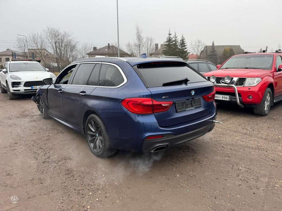 Zils BMW 530 2017 Kauņa, ar dzinēja tilpumu 2.99 L un nobraukumu 270 tūkst. km par 11500 €, foto 3 vietnē AUTOMOTO.COM.LV