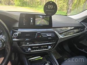 Синий БМВ 530 2017 в Даугавпилс, объемом двигателя 3.00 л и пробегом 280 тыс. км за 18000 €, фото 3 на AUTOMOTO.COM.LV