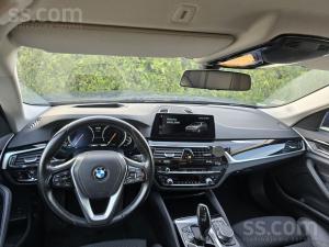 Blue BMW 530 2017 in Riga, with an engine capacity of 3.00 L and mileage of 225 thousand km for 17000 €, photo 7 on AUTOMOTO.COM.LV