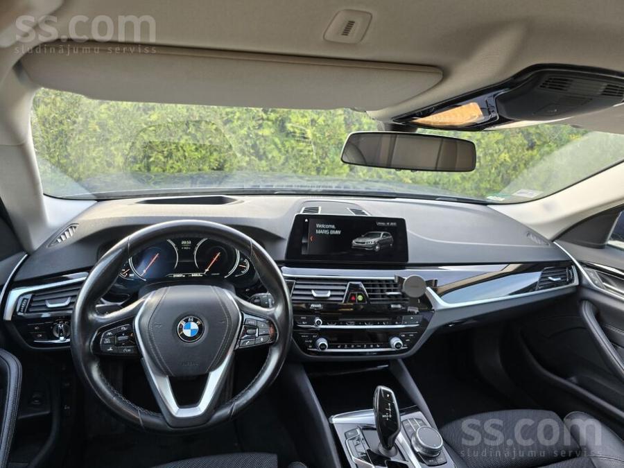 Blue BMW 530 2017 in Riga, with an engine capacity of 3.00 L and mileage of 225 thousand km for 17000 €, photo 7 on AUTOMOTO.COM.LV