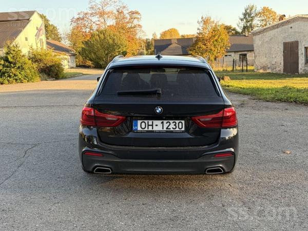 Blue BMW 530 2017 in Madona, with an engine capacity of 3.00 L and mileage of 220 thousand km for 21500 €, photo 6 on AUTOMOTO.COM.LV