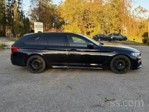 Blue BMW 530 2017 in Madona, with an engine capacity of 3.00 L and mileage of 220 thousand km for 21500 €, photo 8 on AUTOMOTO.COM.LV