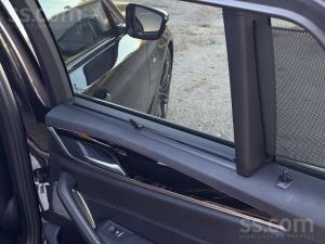 Blue BMW 530 2017 in Madona, with an engine capacity of 3.00 L and mileage of 220 thousand km for 21500 €, photo 26 on AUTOMOTO.COM.LV