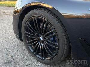 Blue BMW 530 2017 in Madona, with an engine capacity of 3.00 L and mileage of 220 thousand km for 21500 €, photo 30 on AUTOMOTO.COM.LV