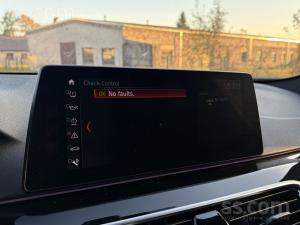 Blue BMW 530 2017 in Madona, with an engine capacity of 3.00 L and mileage of 220 thousand km for 21500 €, photo 32 on AUTOMOTO.COM.LV