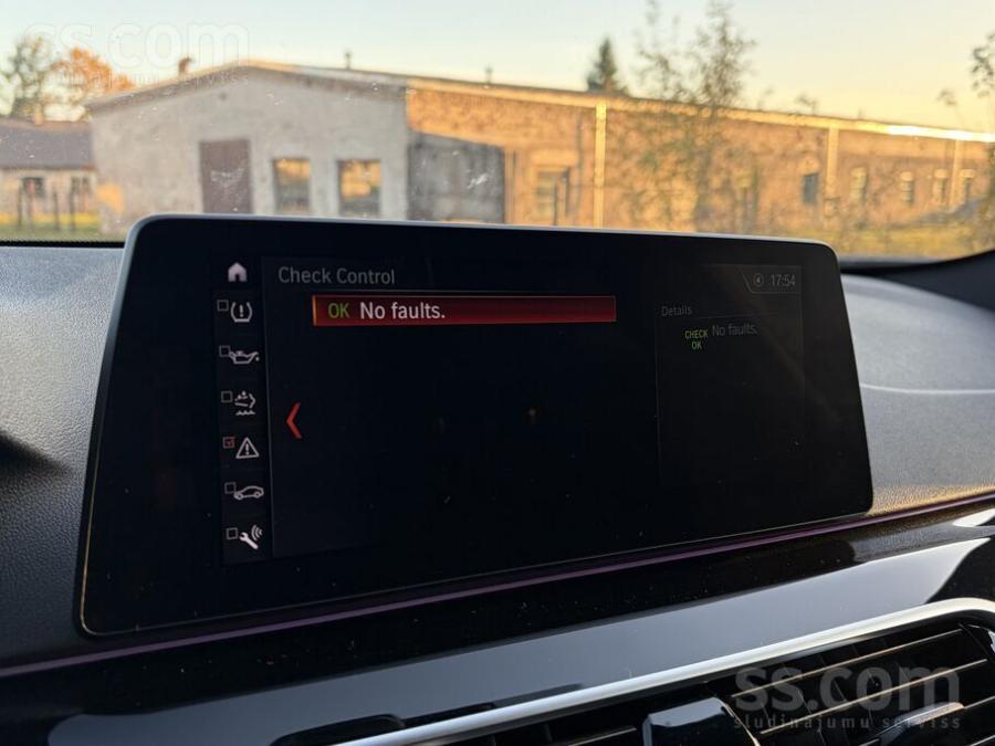 Blue BMW 530 2017 in Madona, with an engine capacity of 3.00 L and mileage of 220 thousand km for 21500 €, photo 32 on AUTOMOTO.COM.LV