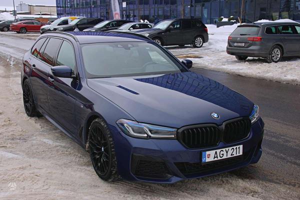 Blue BMW 530 2018 in Panevezys, with an engine capacity of 2.99 L and mileage of 266 thousand km for 23500 €, photo 1 on AUTOMOTO.COM.LV