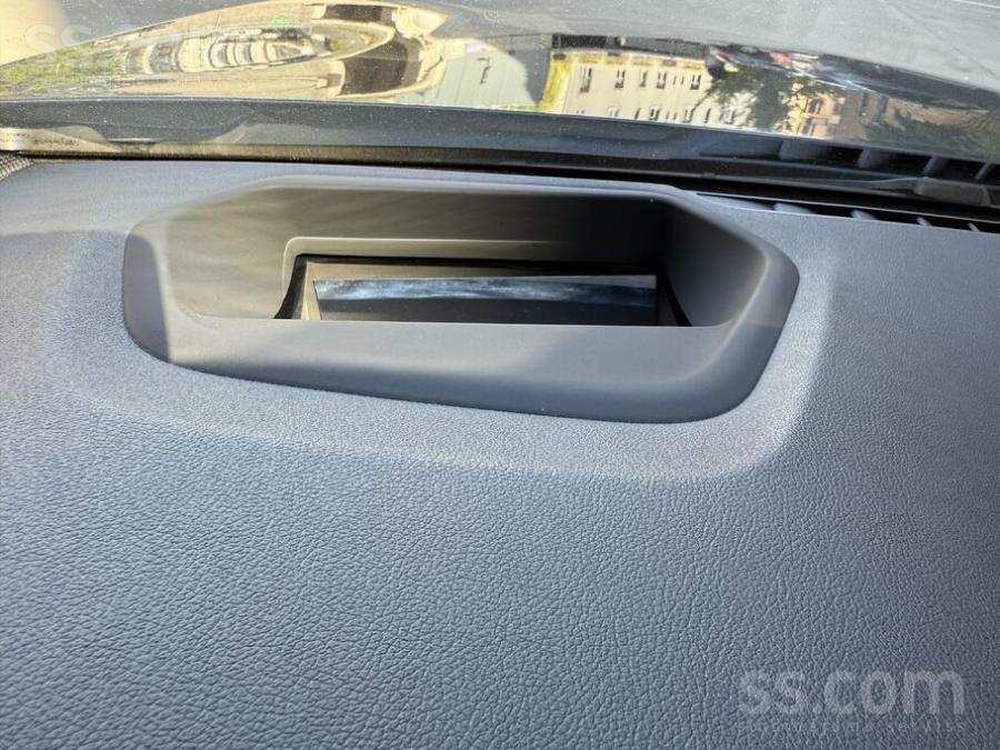 Zils BMW 530 2018 Ogre, ar dzinēja tilpumu 3.00 L un nobraukumu 195 tūkst. km par 25900 €, foto 26 vietnē AUTOMOTO.COM.LV