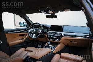 Zils BMW 530 2018 Rīga, ar dzinēja tilpumu 3.00 L un nobraukumu 244 tūkst. km par 19995 €, foto 18 vietnē AUTOMOTO.COM.LV