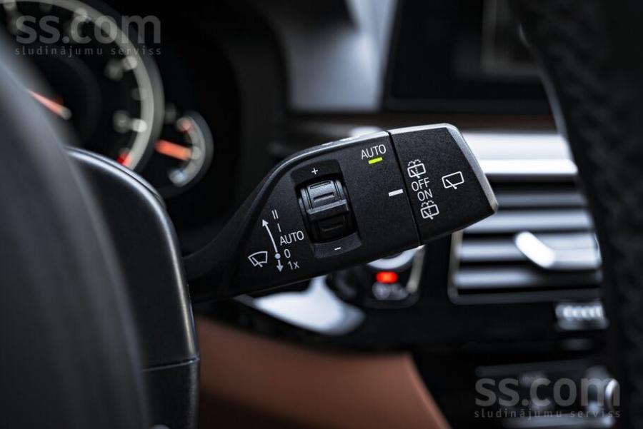 Zils BMW 530 2018 Rīga, ar dzinēja tilpumu 3.00 L un nobraukumu 244 tūkst. km par 19995 €, foto 22 vietnē AUTOMOTO.COM.LV