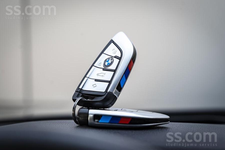 Zils BMW 530 2018 Rīga, ar dzinēja tilpumu 3.00 L un nobraukumu 244 tūkst. km par 19995 €, foto 31 vietnē AUTOMOTO.COM.LV