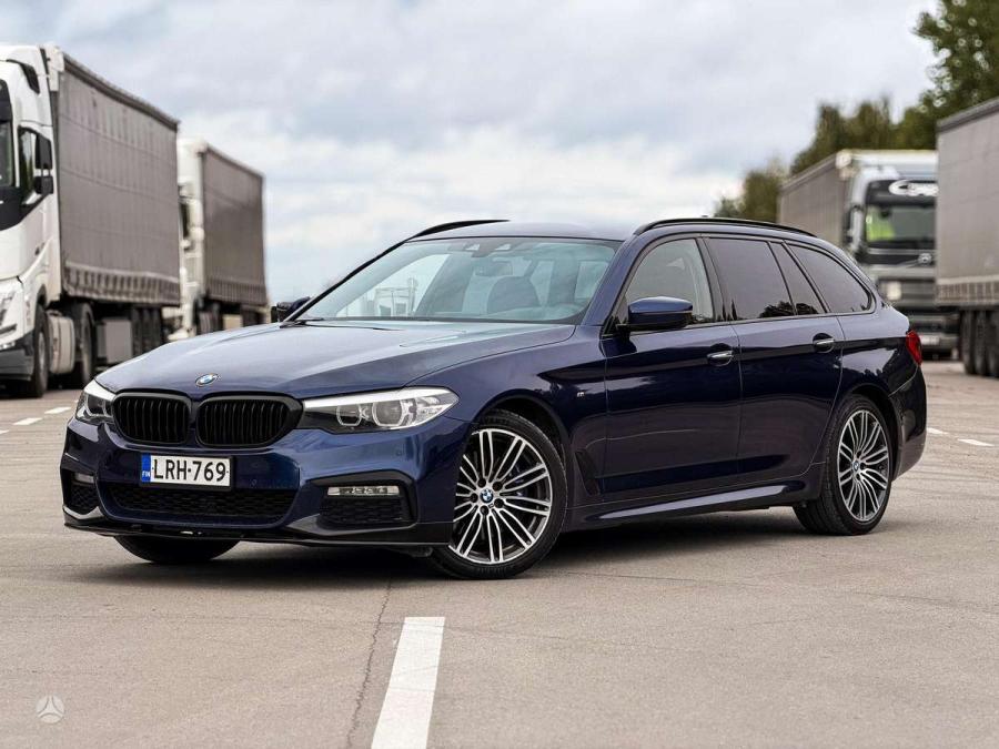 Blue BMW 530 2018 in Siauliai, with an engine capacity of 2.99 L and mileage of 291 thousand km for 16300 €, photo 3 on AUTOMOTO.COM.LV