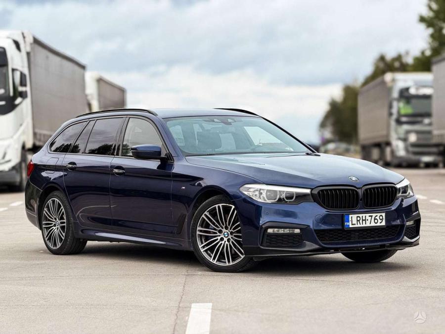 Blue BMW 530 2018 in Siauliai, with an engine capacity of 2.99 L and mileage of 291 thousand km for 16300 €, photo 13 on AUTOMOTO.COM.LV