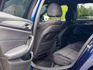 Blue BMW 530 2018 in Siauliai, with an engine capacity of 2.99 L and mileage of 291 thousand km for 16300 €, photo 20 on AUTOMOTO.COM.LV