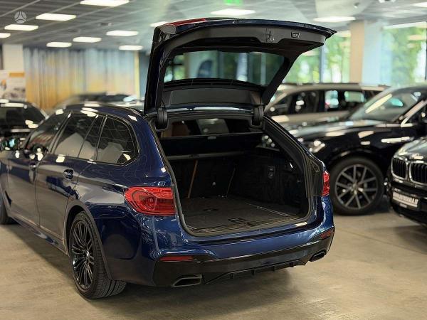 БМВ 530 2018 в Клайпеда на AUTOMOTO.COM.LV Синий БМВ 530 2018 в Клайпеда, объемом двигателя 2.00 л и пробегом 279 тыс. км за 20500 €, фото 6 на AUTOMOTO.COM.LV