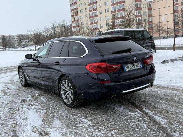Blue BMW 530 2019 in Panevezys, with an engine capacity of 3.00 L and mileage of 261 thousand km for 17990 €, photo 7 on AUTOMOTO.COM.LV
