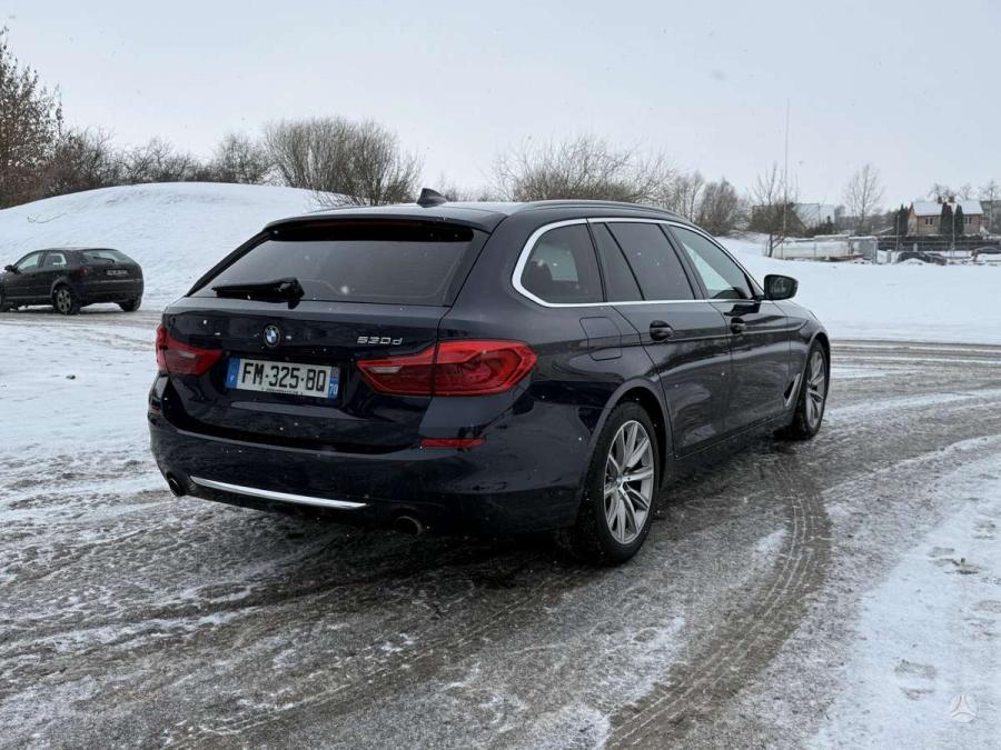 Zils BMW 530 2019 Panevēža, ar dzinēja tilpumu 3.00 L un nobraukumu 261 tūkst. km par 17990 €, foto 8 vietnē AUTOMOTO.COM.LV